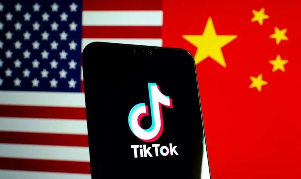 TikTok困局：微软、甲骨文等仍在“混战” 中国新规或将交易推到大选后_凤凰网科技_凤凰网