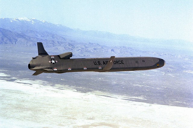 美国曝光49年前秘辛：中国缴获D-21无人机，意外打乱美军核武规划_凤凰网