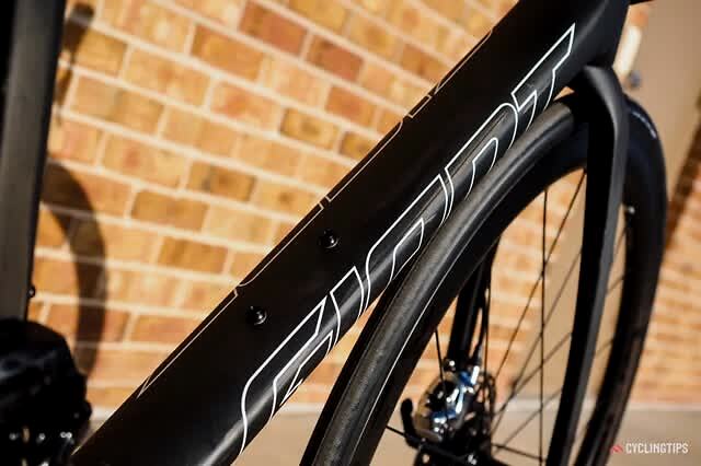 经典再超越——全新TCR震撼登场__凤凰网