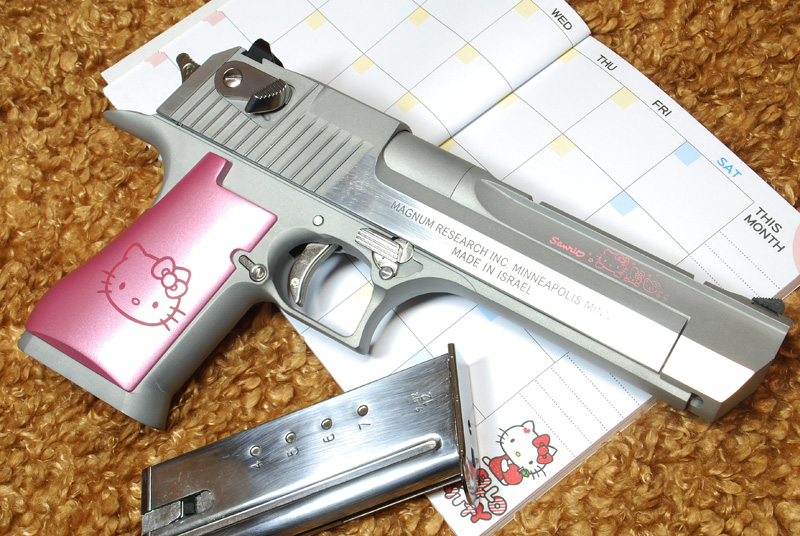 台湾合法玩具airsoft水弹玩家 HELLO KITTY DE.50玩具手枪bb弹版__凤凰网