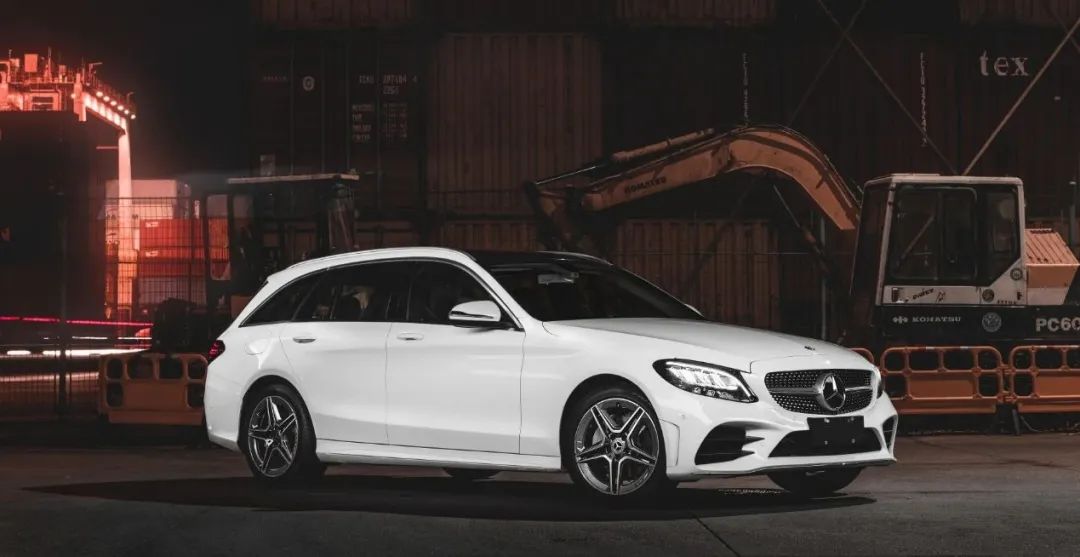 同样都是C260，凭啥他要贵10万？_凤凰网汽车_凤凰网