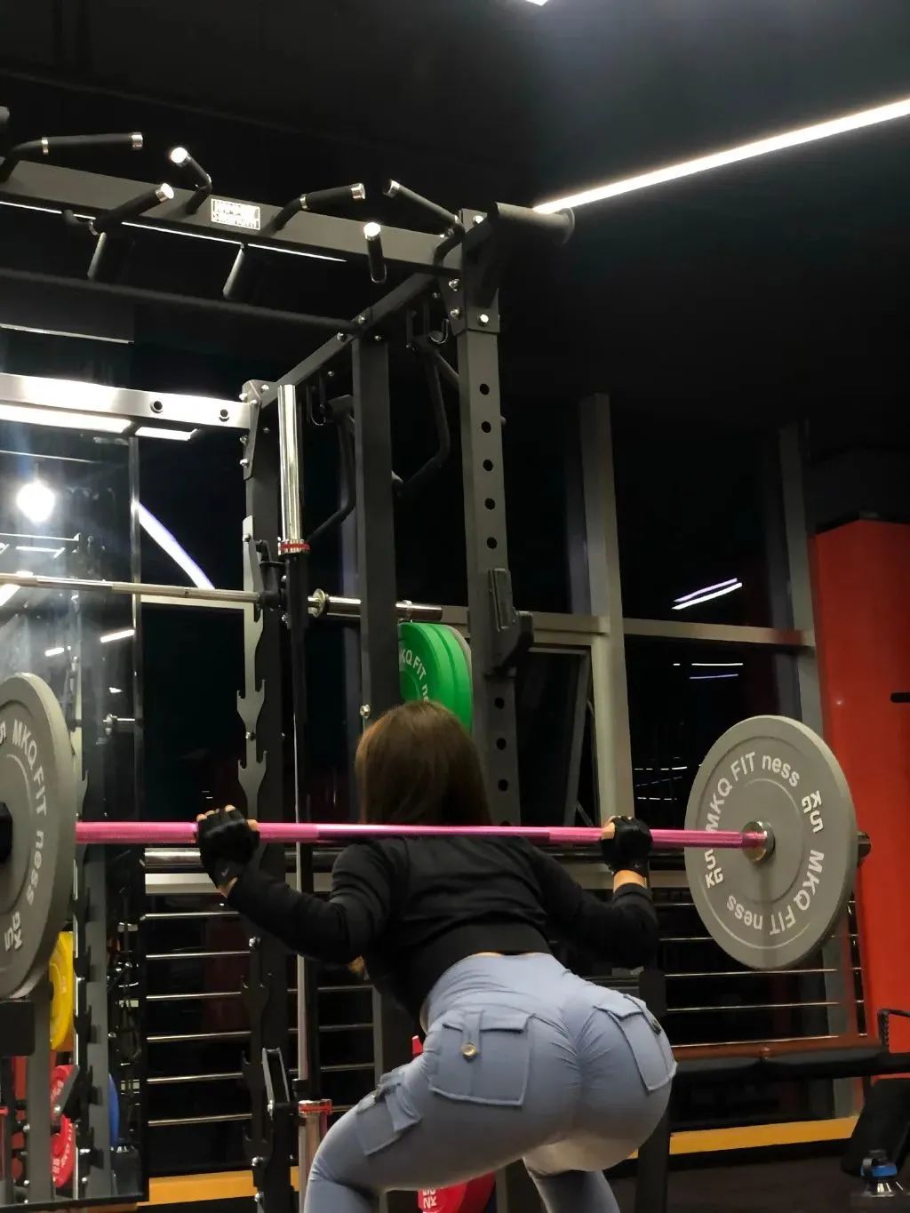 91cm的胸＋96cm的臀！这国产火辣身材是真实存在的吗？_凤凰网体育_凤凰网