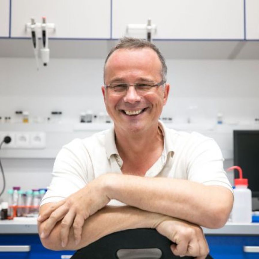 一坨鸟屎揭穿石墨烯学术圈虚假繁荣_凤凰网