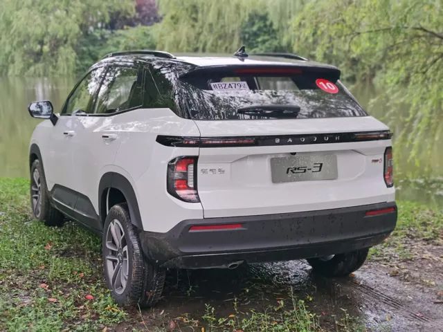 性能和智能都加分及时，试驾新宝骏RS-3 | 车透TV_凤凰网汽车_凤凰网