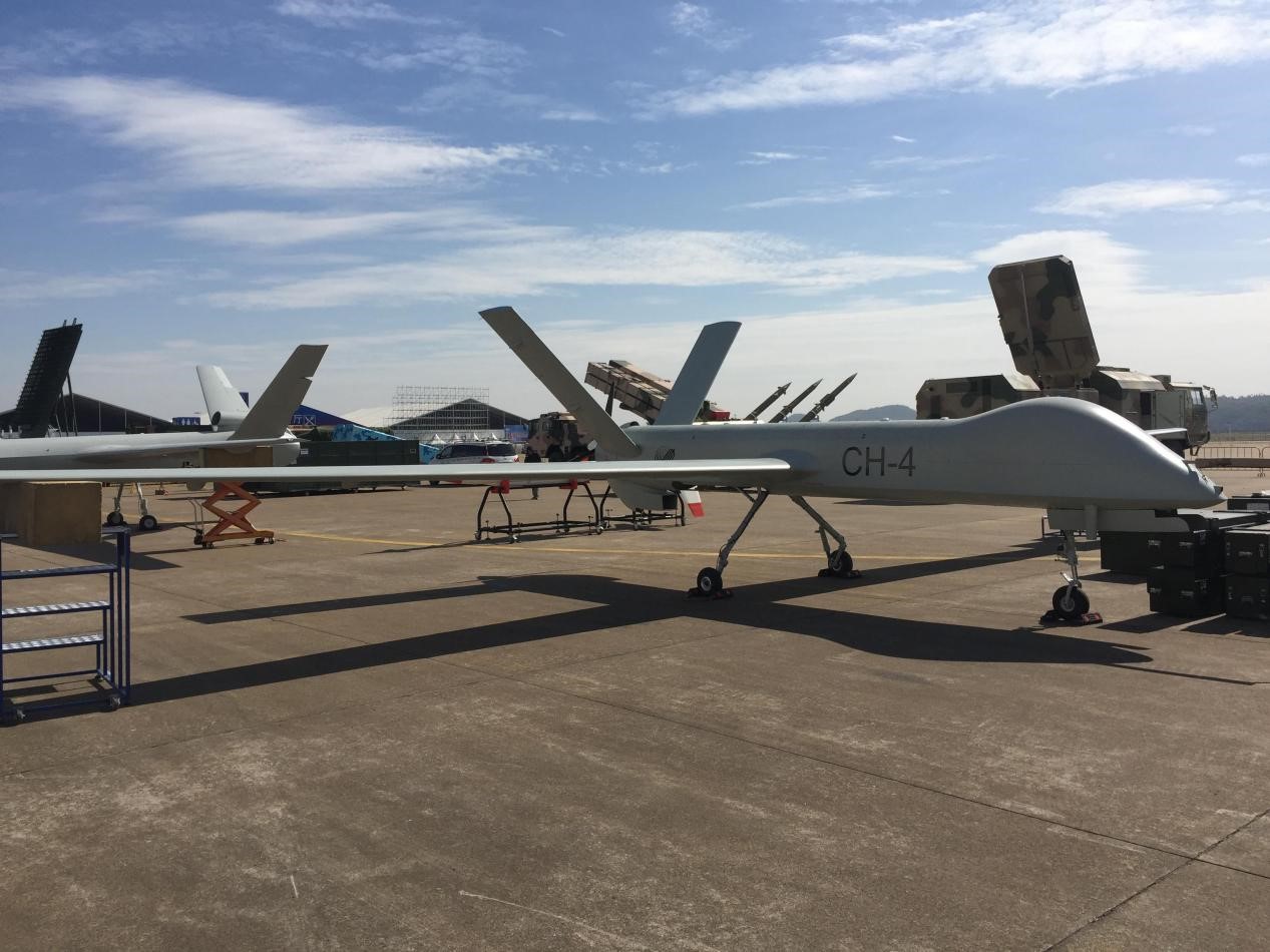 俄罗斯的新型无人机，搭载了人工智能后，侦察性能如何？_凤凰网