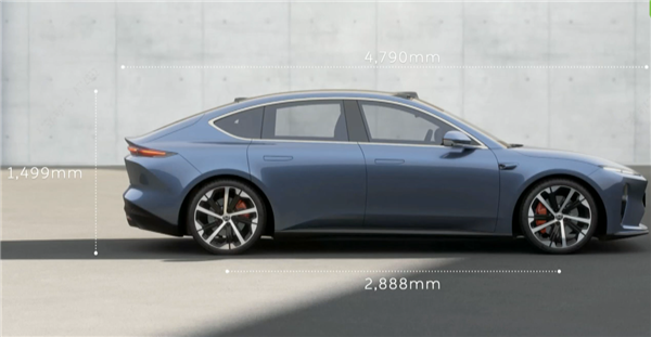 续航超1000公里！蔚来ET5亮相：4.3秒破百-蜂耘网