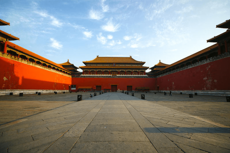 紫禁城正门除皇帝能过 还有四种人一生可走一次_凤凰网历史_凤凰网