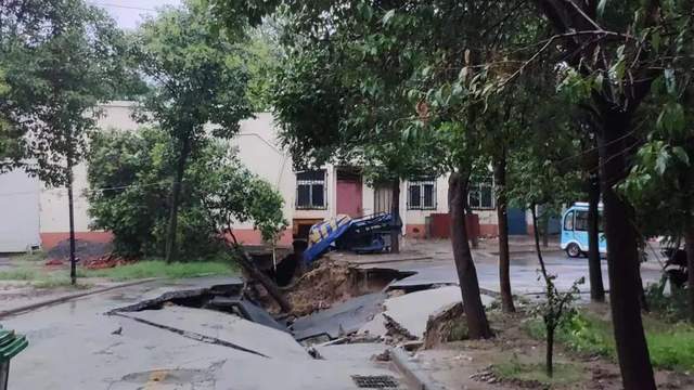 直击郑州暴雨48小时，一些身边的故事__凤凰网