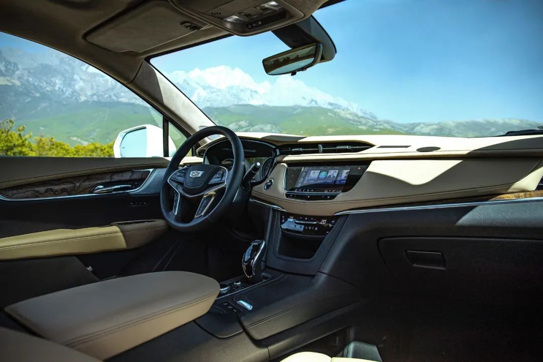 48伏加持的凯迪拉克XT5和XT6到底有什么不同？_凤凰网汽车_凤凰网