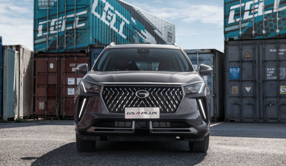 7.3秒破百堪称“钢炮SUV”，传祺GS4 PLUS正式下线__凤凰网