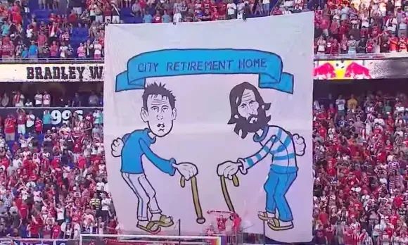 球场最艺术的代表作：揭秘TIFO文化的前世今生_凤凰网体育_凤凰网