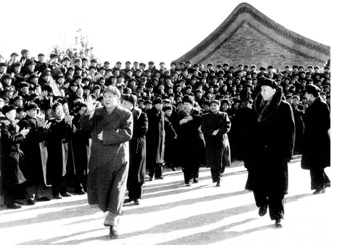 1962：中共中央召开“七千人大会”__凤凰网