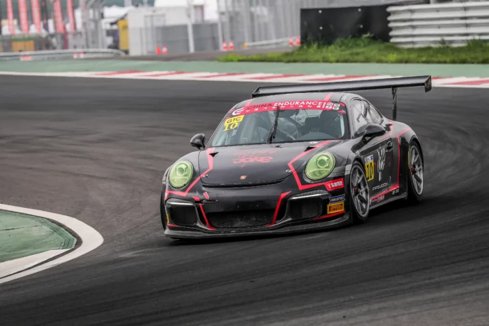 新一代“蛙王”无缘国内，或许你还能在CEC赛场上看到！__凤凰网