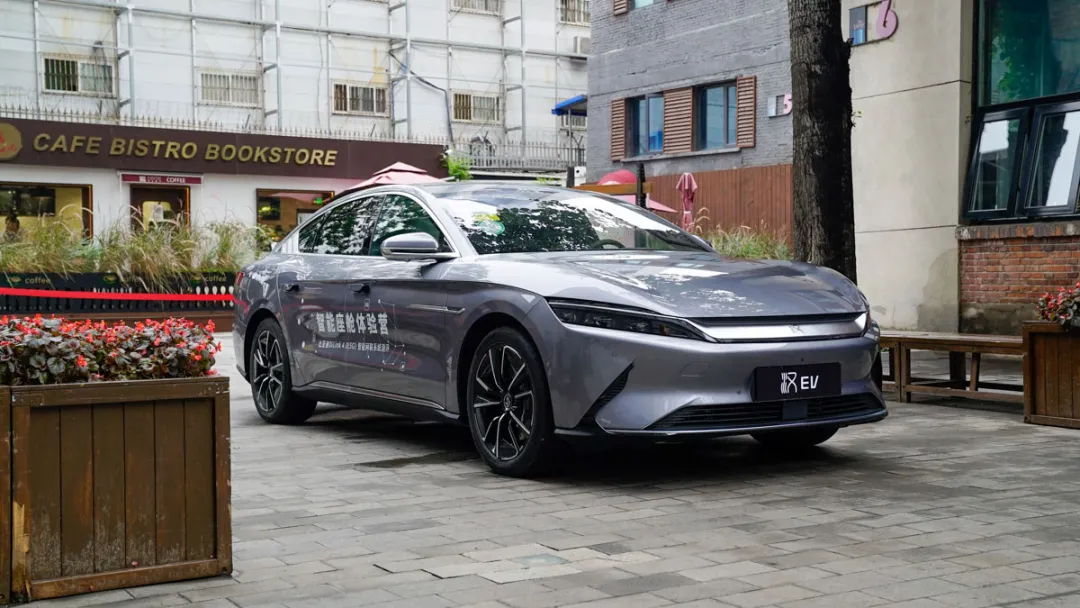 汉EV年度进化，体验比亚迪DiLink 4.0(5G)及丹拿音响_凤凰网汽车_凤凰网