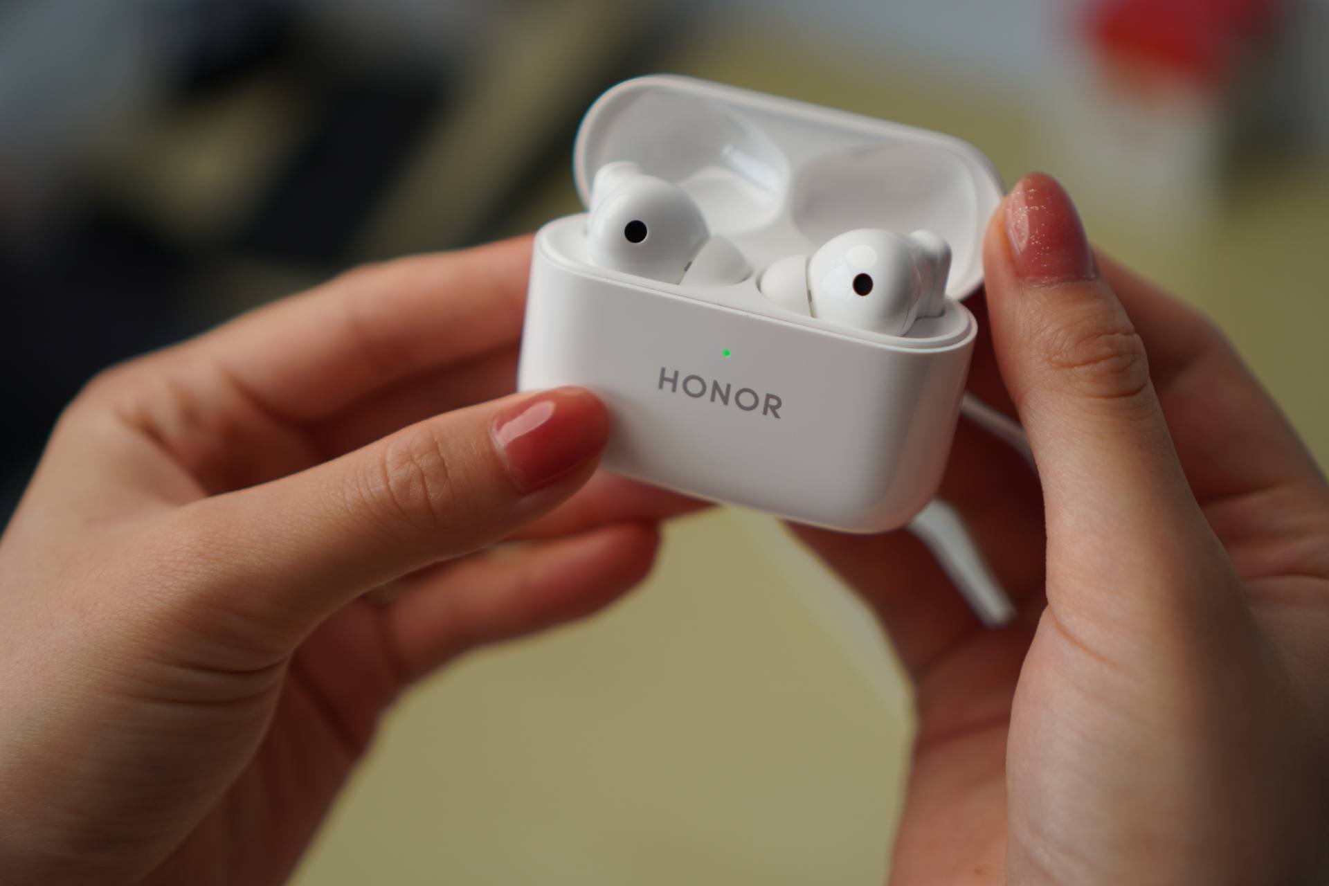 五百元内降噪耳机怎么选？试试荣耀Earbuds 2SE __凤凰网