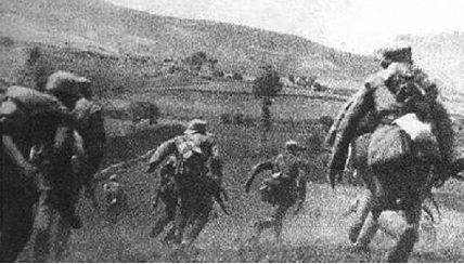 建立根据地最需要做什么？将根据地内的汉奸伪军扫光才是第一要务_凤凰网