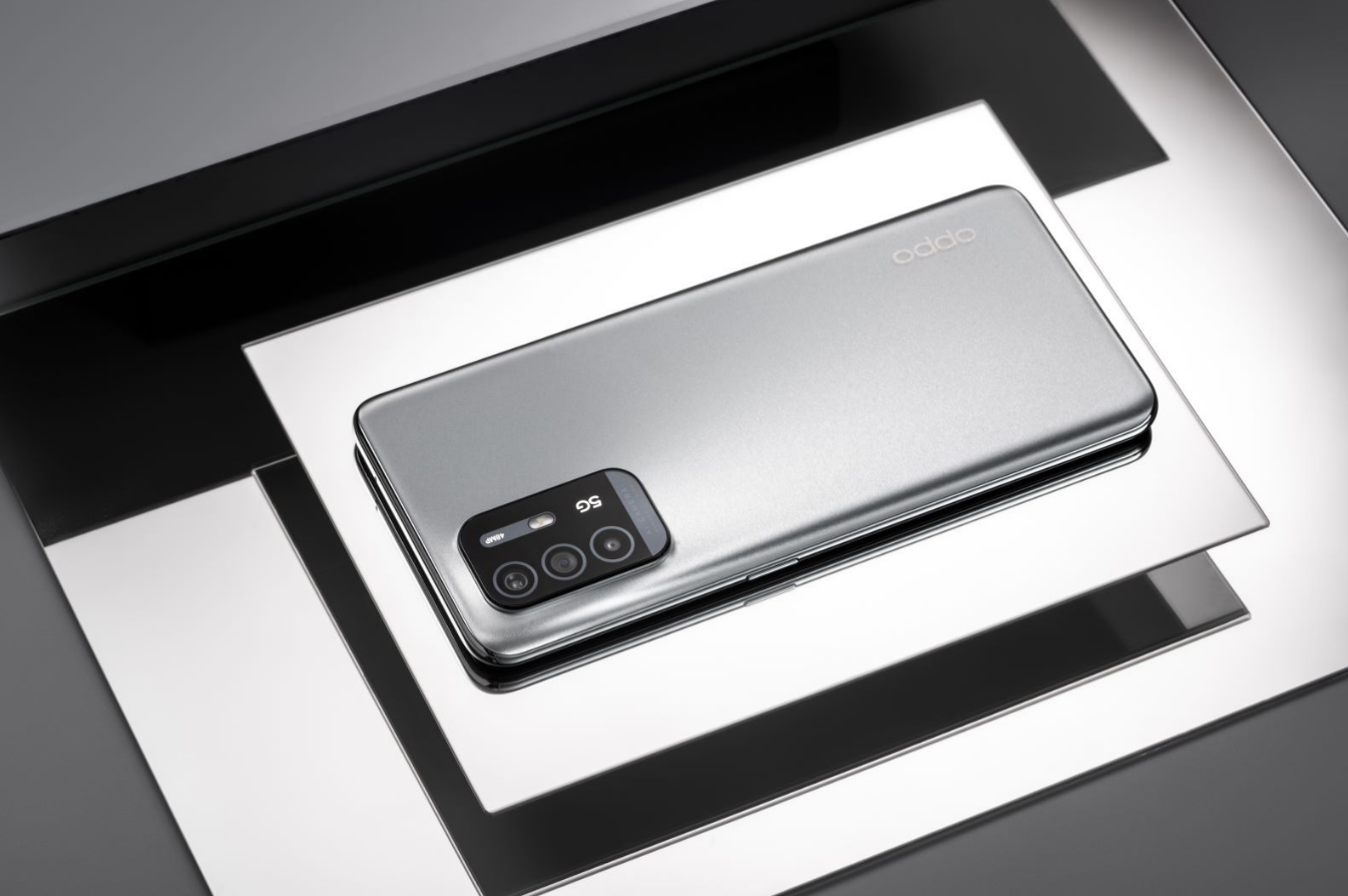 OPPO A95图赏：轻薄时尚机身之下，处处藏满了惊喜__凤凰网