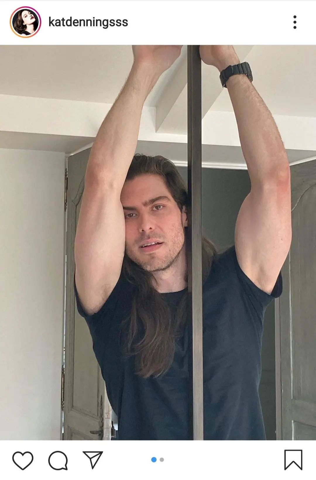 《破产姐妹》Max新恋情曝光！撩过抖森，泡过高斯林，她才是好莱坞男神收割机_凤凰网