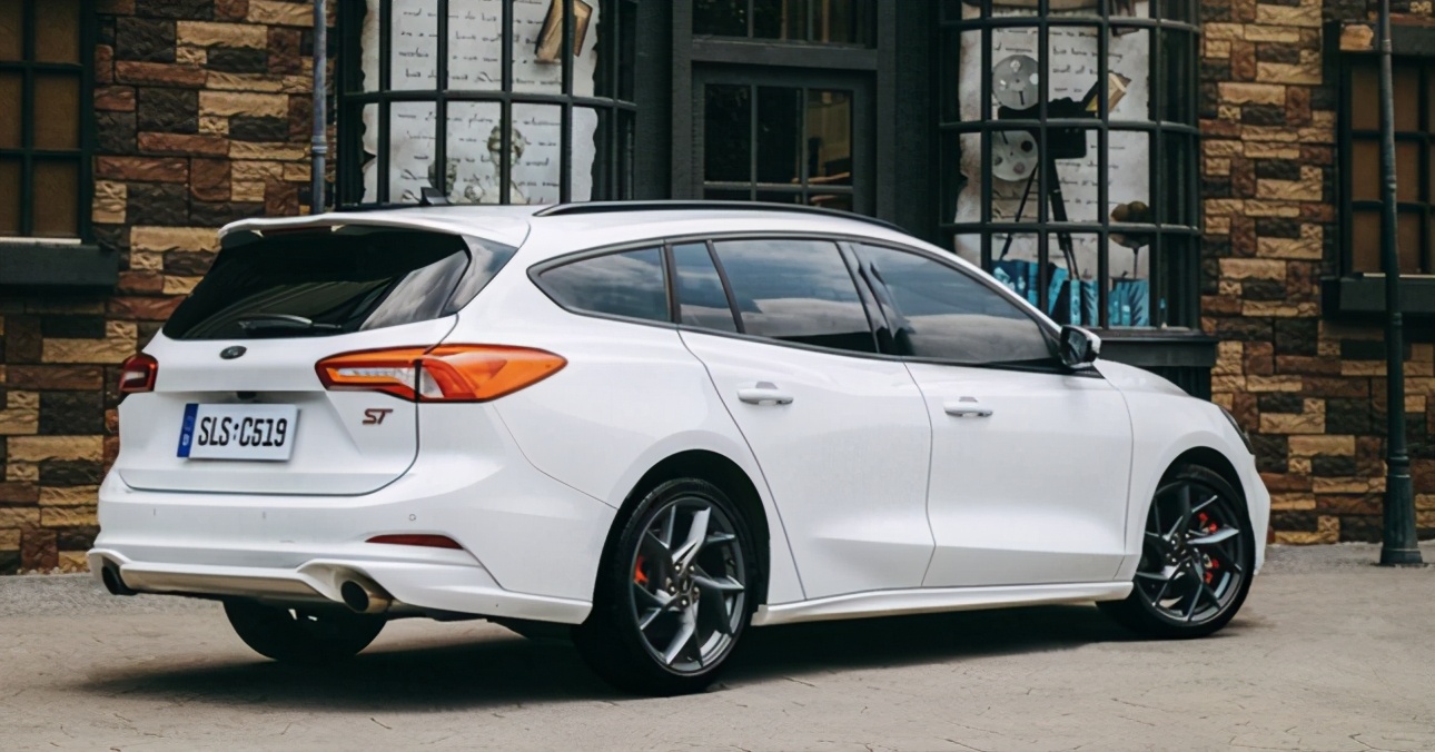 福克斯ST旅行特别版曝光！能跑赛道更能家用，真正的梦想之车_凤凰网汽车_凤凰网