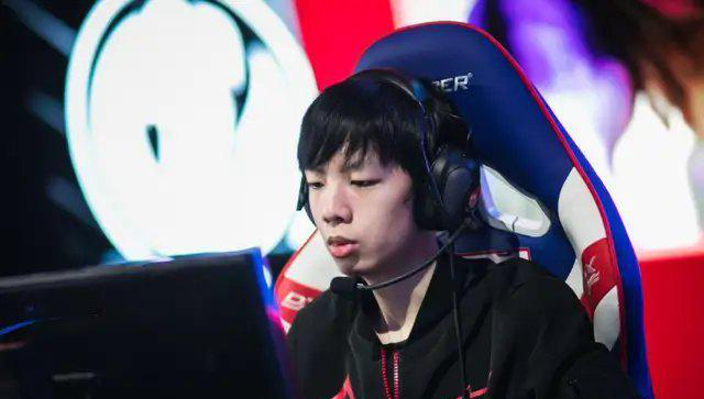 断剑重铸之日、骑士归来之时！SMLZ 重返LPL加入UP征战夏季赛_凤凰网