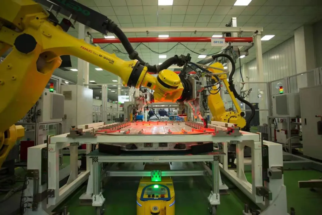 探访“东方格拉茨”智造基地：造就极狐的秘密_凤凰网汽车_凤凰网