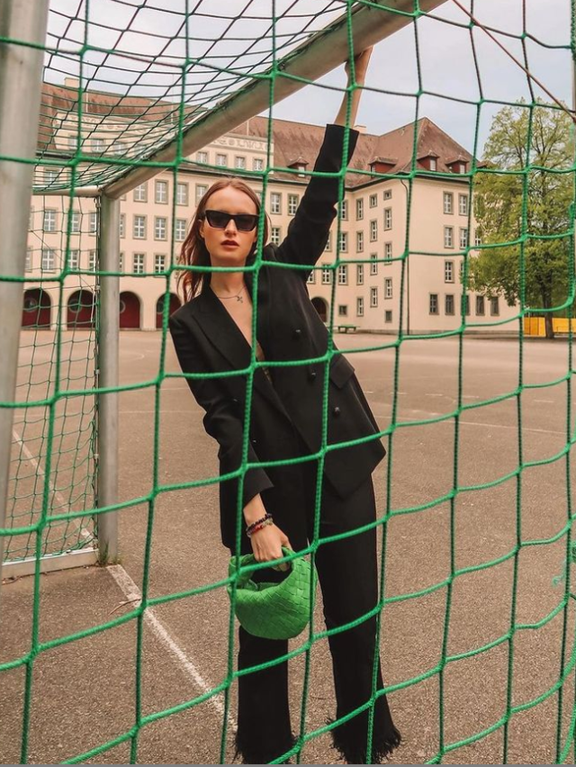 2021流量色，就是这款“BV绿”！太洗脑__凤凰网