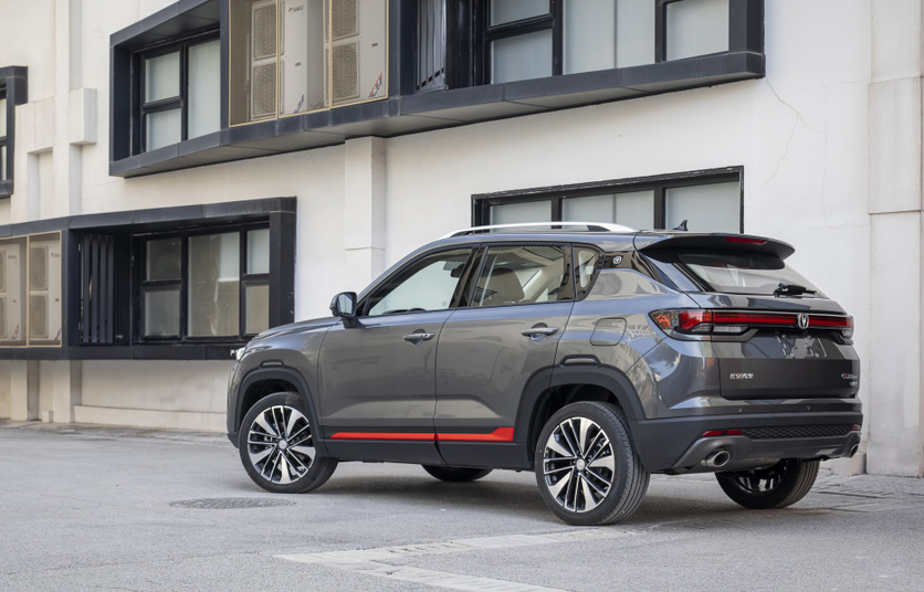 颜值再提升，搭最强1.4T动力，新款CS35PLUS稳了_凤凰网汽车_凤凰网