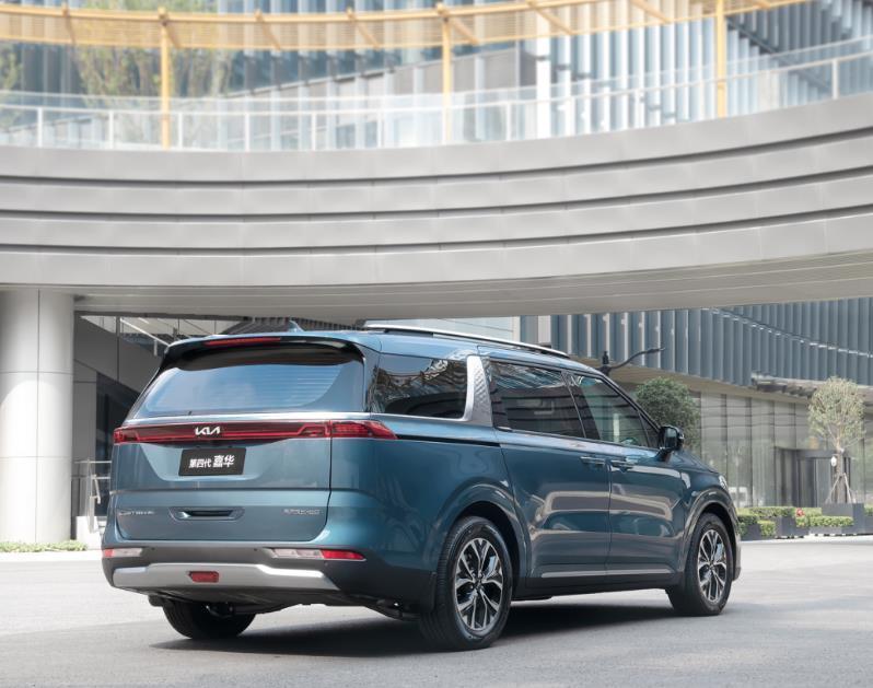 成都车展4款重磅MPV盘点！GL8，赛那、嘉华，最后一款是它？_凤凰网汽车_凤凰网