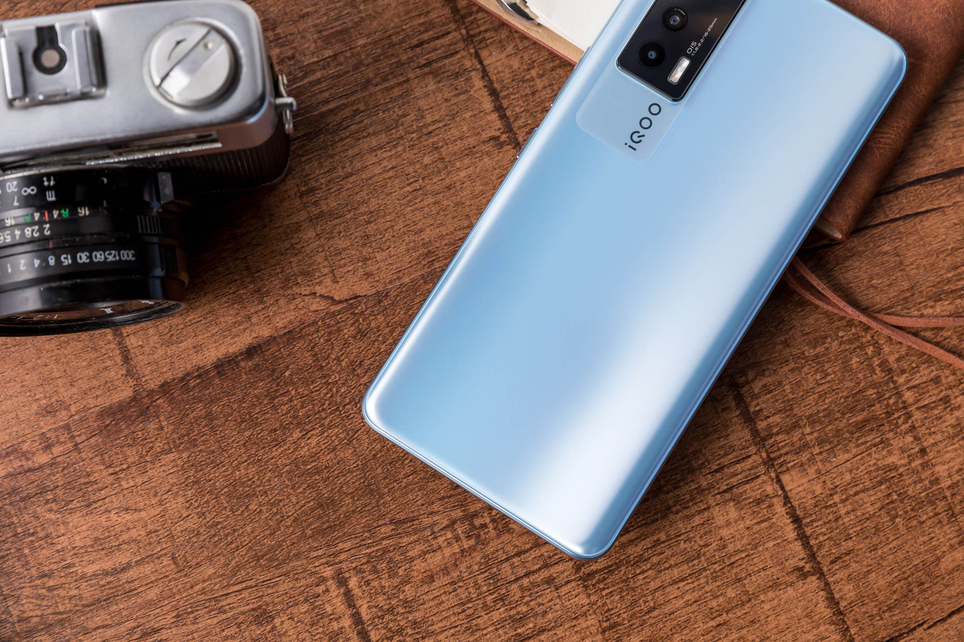 iQOONeo5怎么样？实际体验令人赞不绝口，双芯片更惊喜__凤凰网