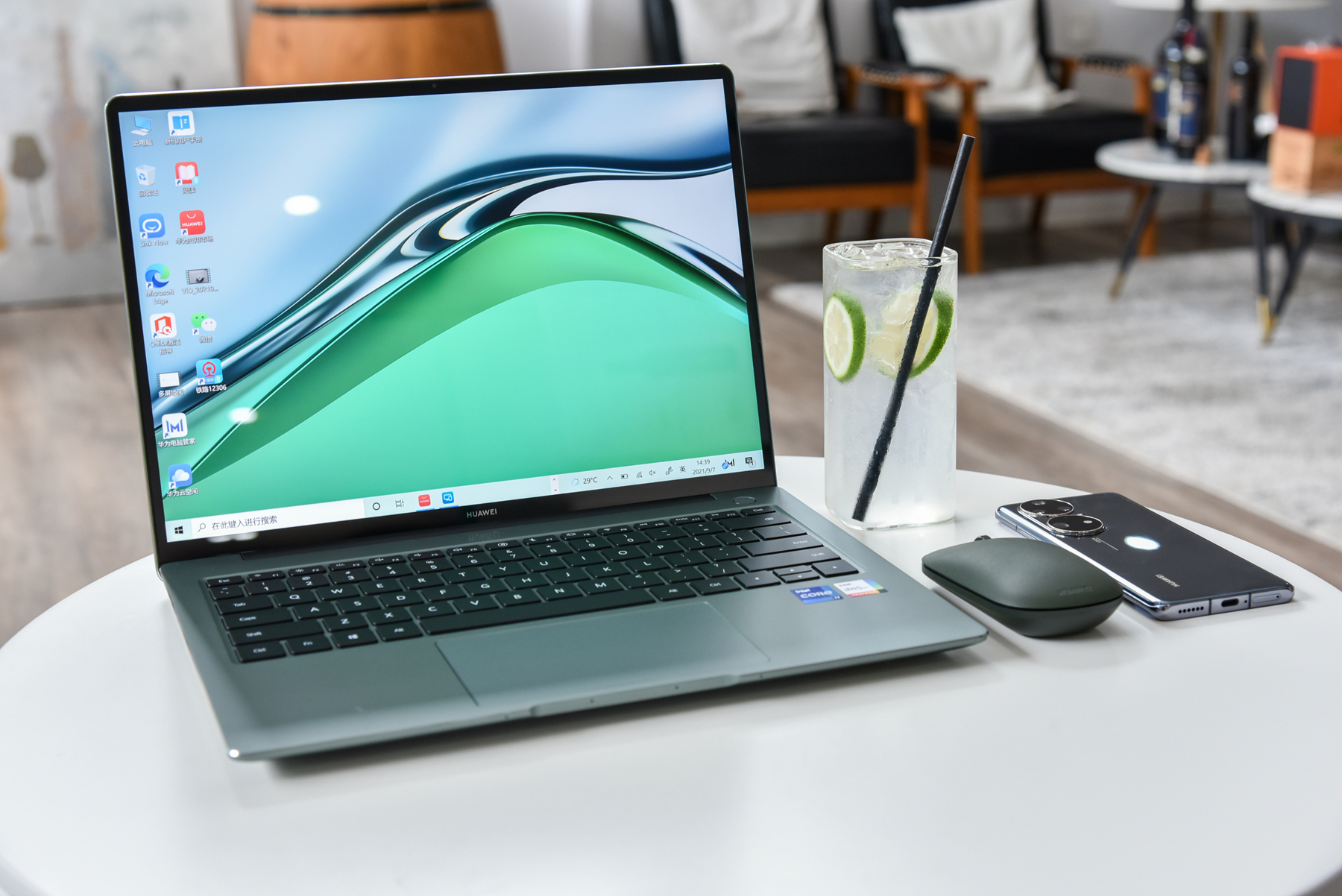华为MateBook 14s图赏，这样的云杉绿配色你喜欢吗？__凤凰网
