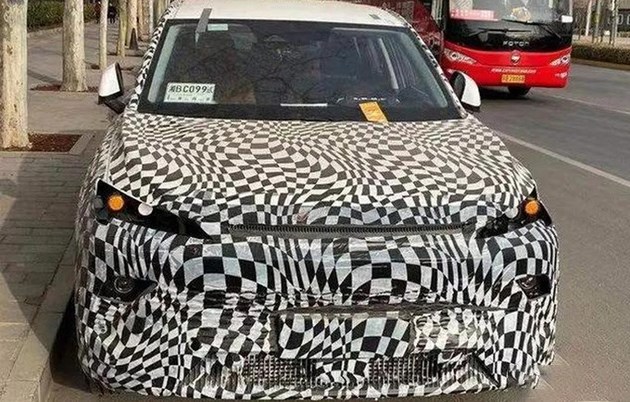 采用最新家族式设计 新款BEIJING-X5路试谍照曝光_凤凰网汽车_凤凰网