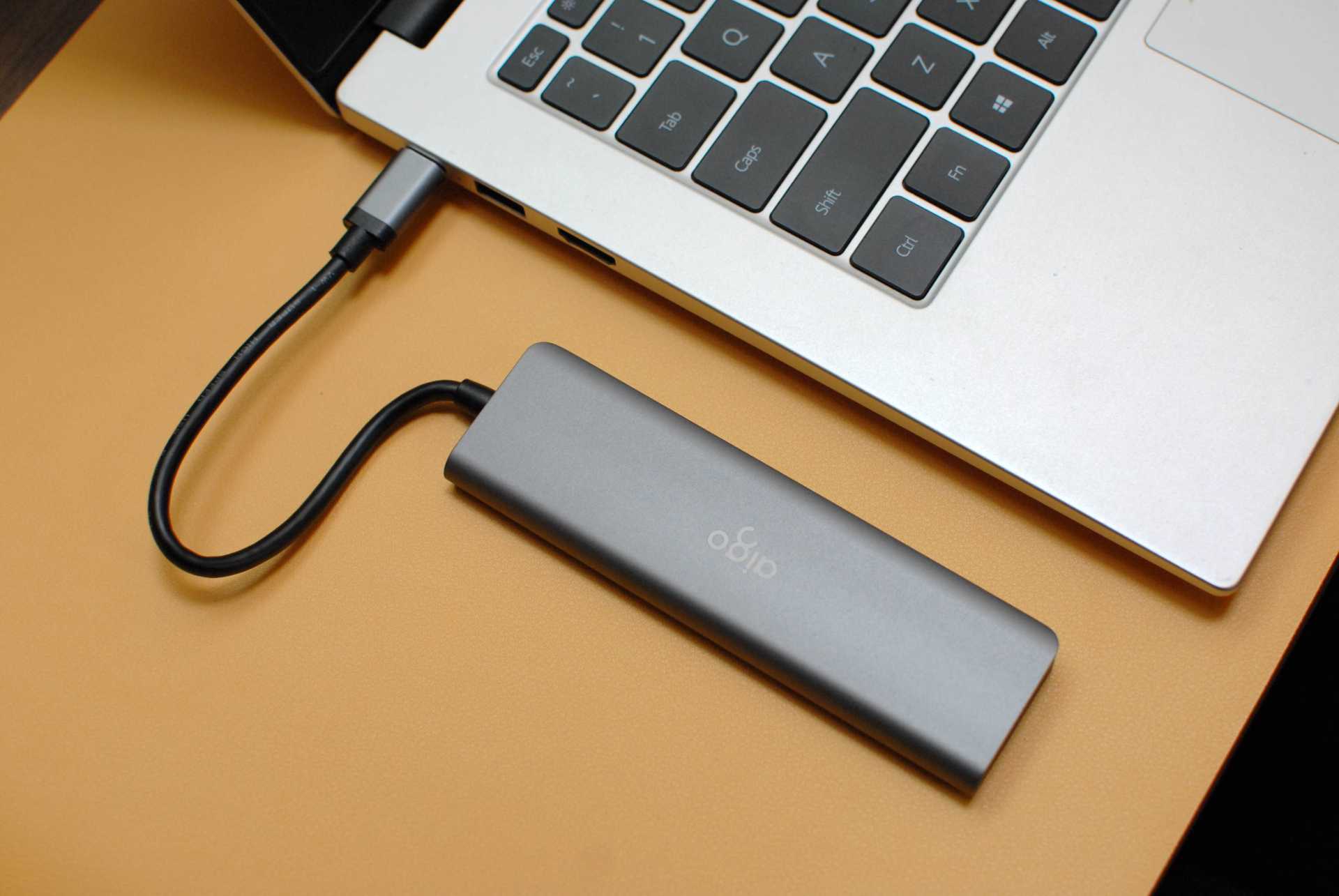 拯救轻薄本的接口利器：aigo Type-C扩展坞H5体验__凤凰网