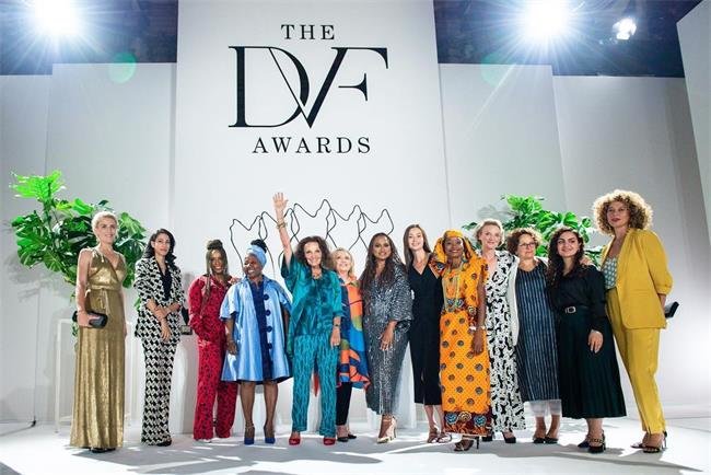 DVF Awards：一场延续了十二年的盛会，Women Help Women_凤凰网商业_凤凰网