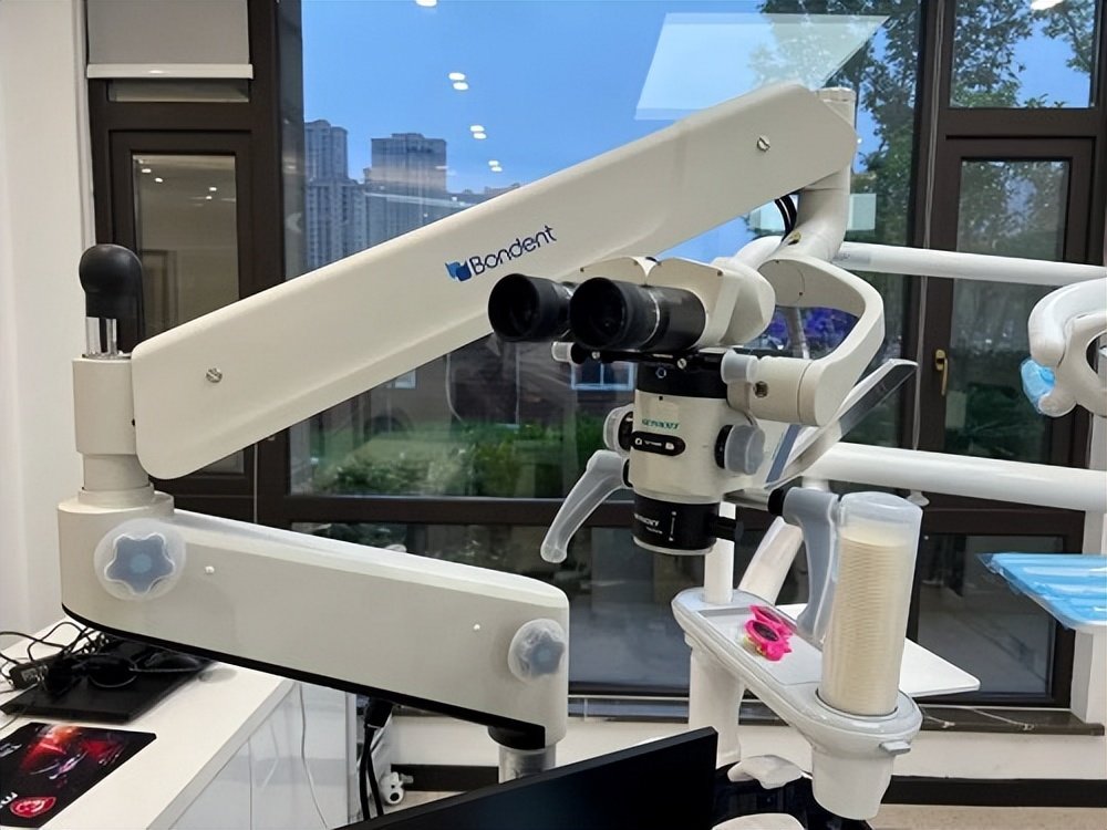 口腔显微镜的优点是什么？西默口腔显微镜治疗效果可视化，医患沟通无负担_凤凰网