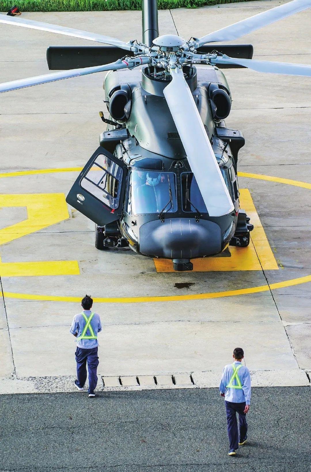 珠海航展70天后开幕！FC-31、歼15、直20…哪些机型会拉出来？_凤凰网