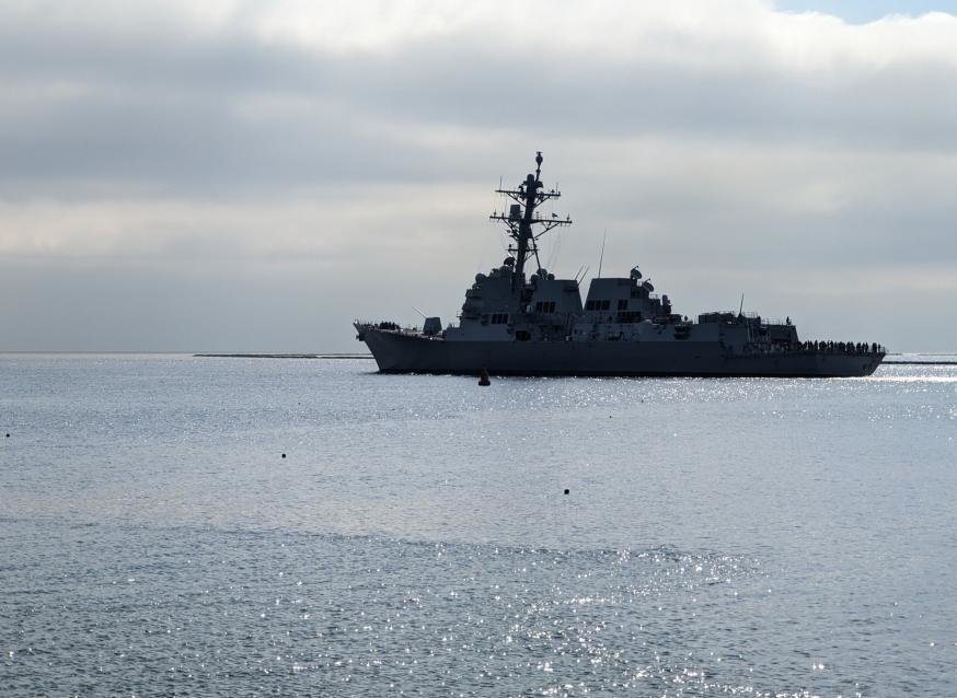 美军“伯克Ⅲ”驱逐舰开始海试，能与中国055相抗衡吗？_凤凰网