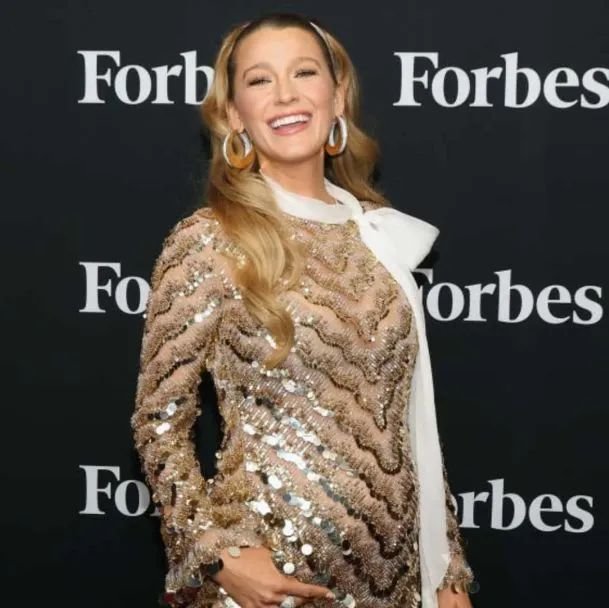 结婚10年迎来第4胎，他们是好莱坞当之无愧的神仙眷侣_凤凰网