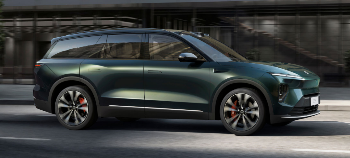 尺寸加长、配置增多，全新蔚来ES8起售价上调4万值吗？_凤凰网汽车_凤凰网