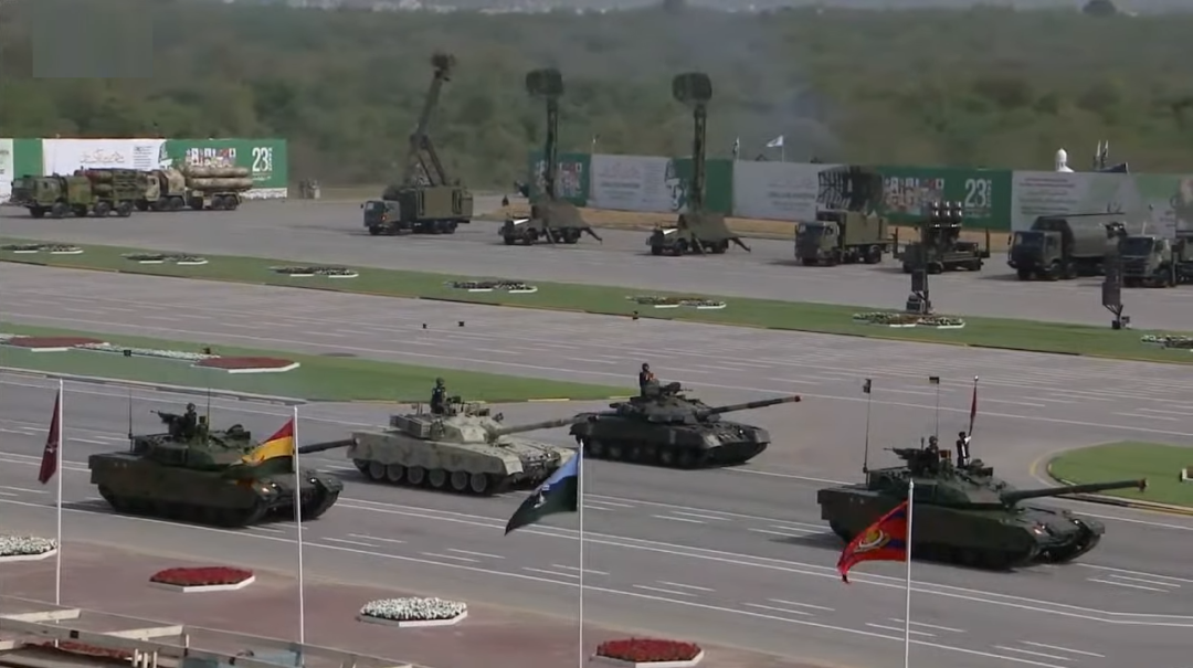 喜讯！巴基斯坦将采购680台中国VT-4坦克，誓与印度死磕到底？_凤凰网
