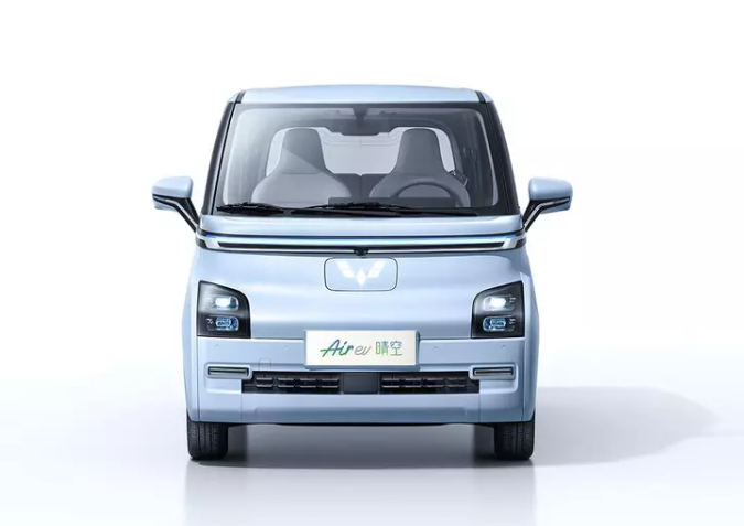 Air ev晴空：比宏光MINIEV配置高，续航300公里 有快充，12日上市_凤凰网
