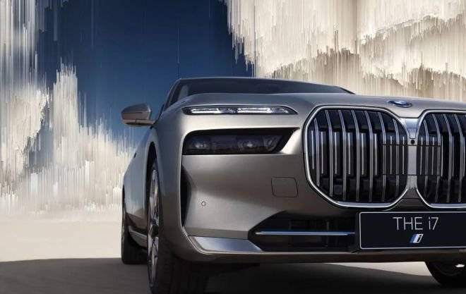 BMW i7上市定调2030，宝马全面走向“电动化、数字化、循环永续”_凤凰网汽车_凤凰网