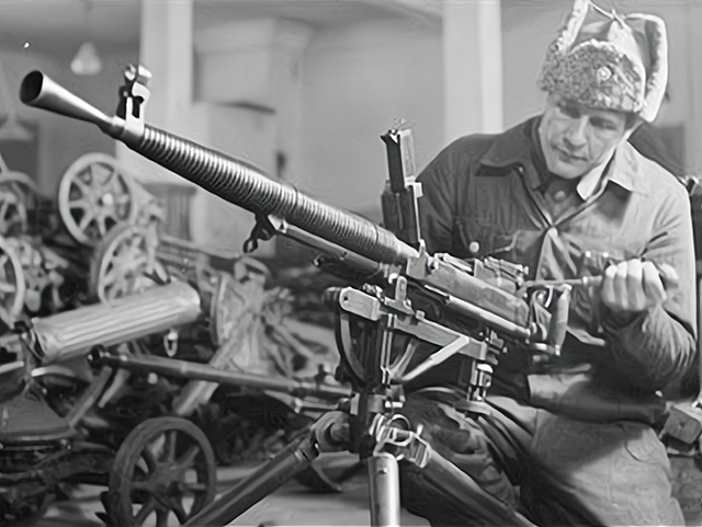 不太靠谱的苏联武器：DS-39中型机枪_凤凰网历史_凤凰网