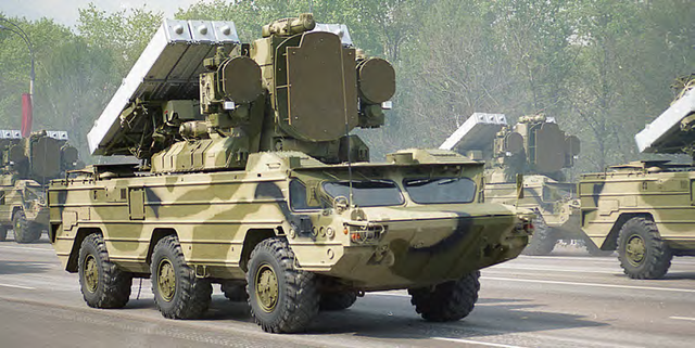 1995年一个外国人经历的红场阅兵式_凤凰网历史_凤凰网