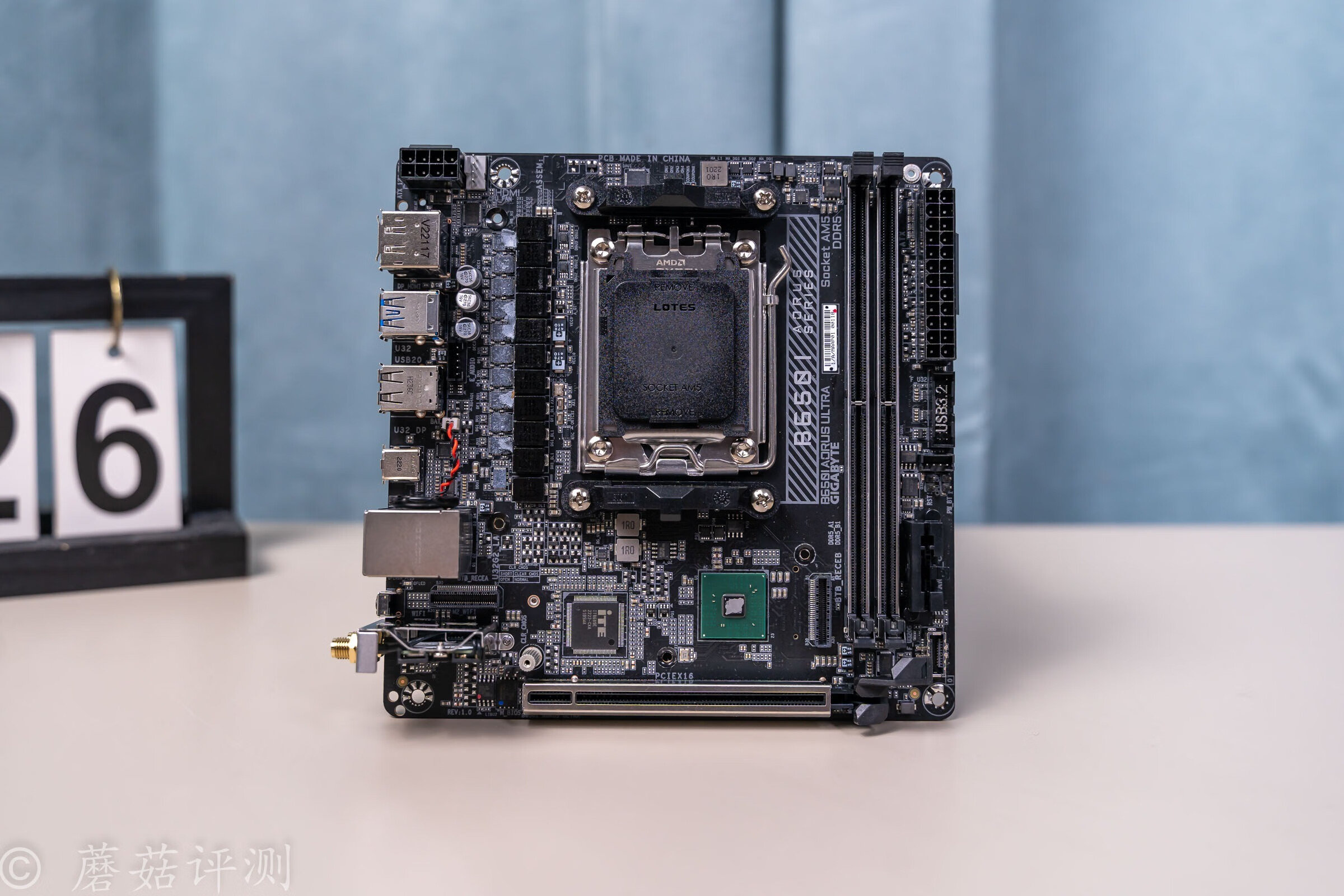 强悍拓展，空间利用大师、技嘉B650I AORUS ULTRA主板 拆解评测_凤凰网