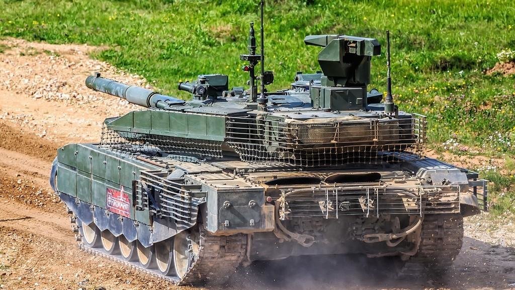 砸牌子了？中国出口尼日利亚的VT-4坦克，30分钟才能打出炮弹？_凤凰网