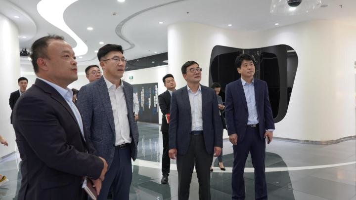 LG乐采商贸SERVEONE与齐心集团开启全面战略合作 深化市场布局_凤凰网财经_凤凰网