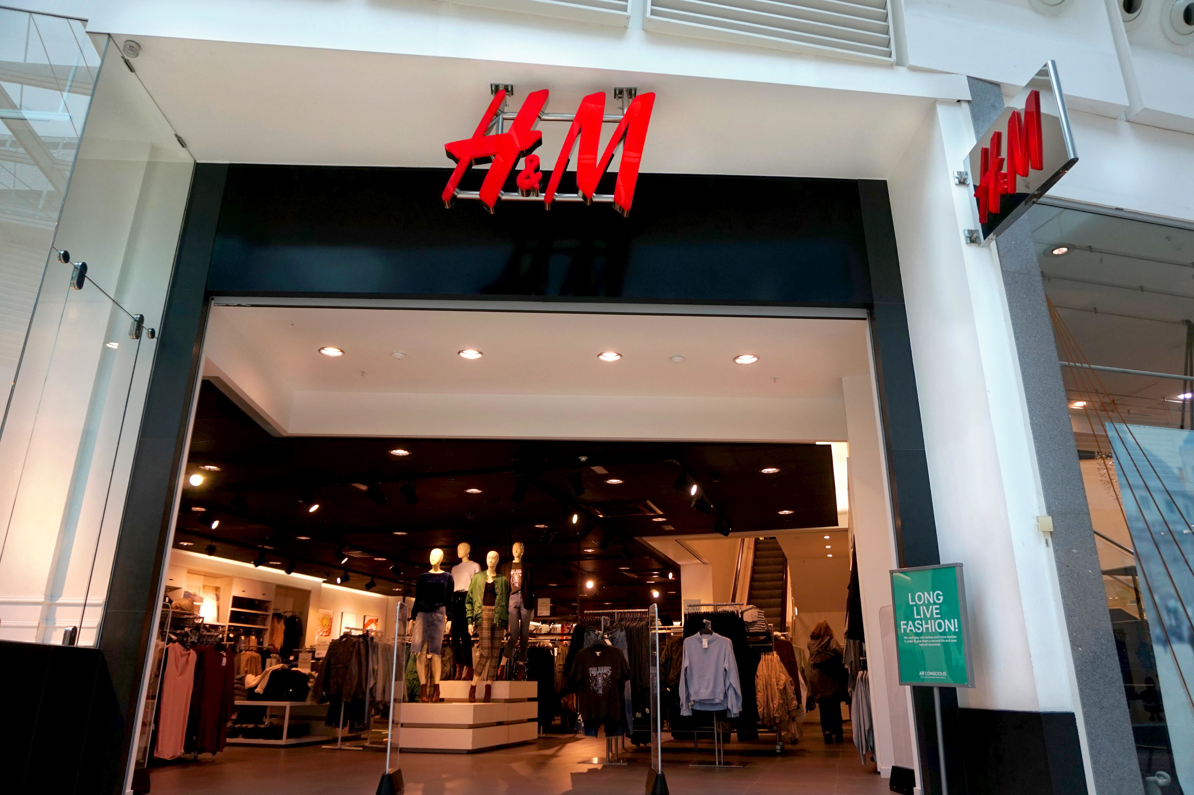 HM关闭在华首店，线上渠道同步收窄_凤凰网