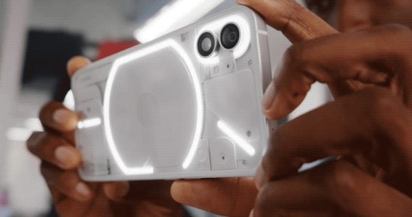 首发100台被炒到2万多，Nothing Phone到底是一台什么样的手机？_凤凰网