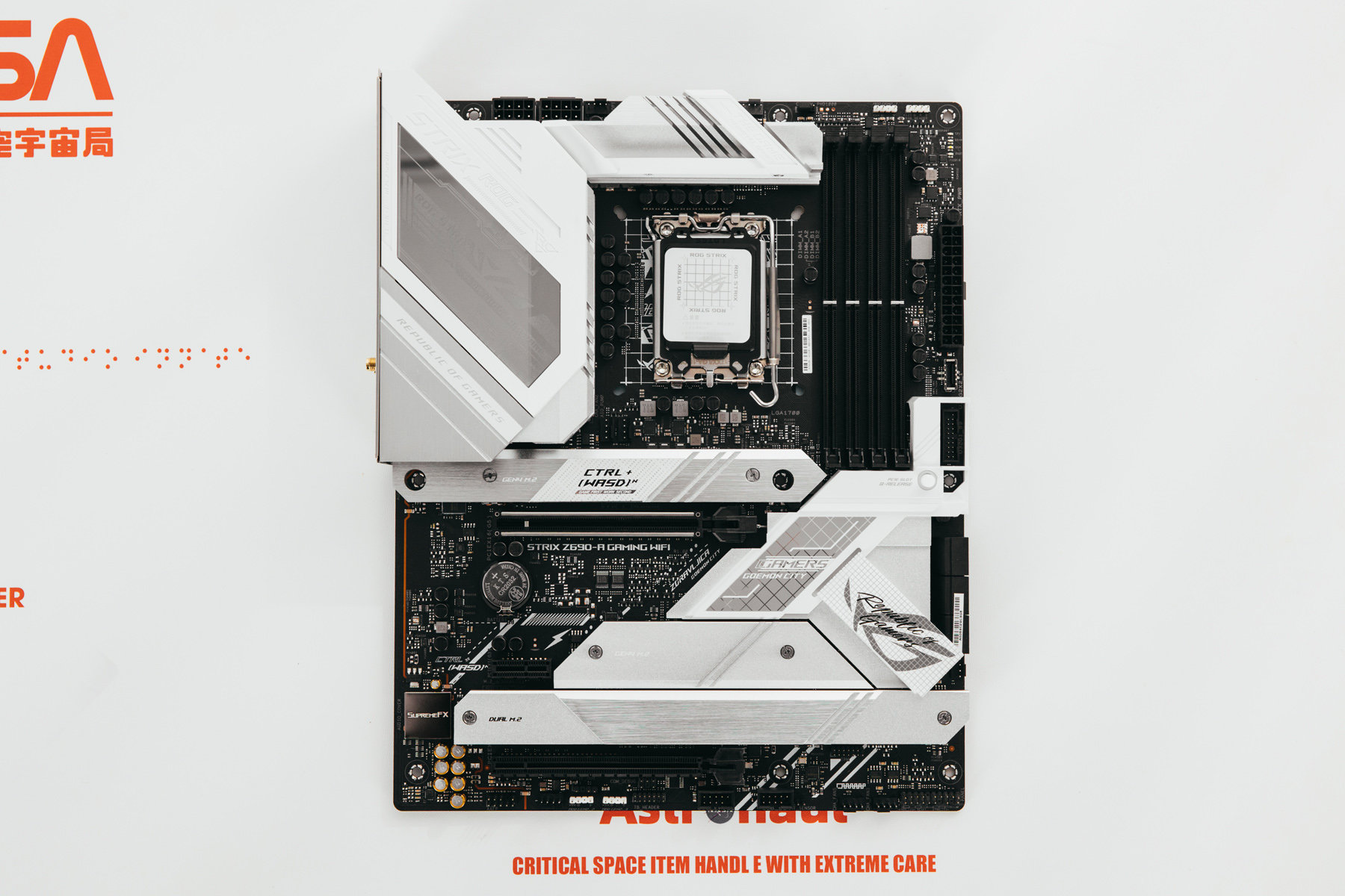 纯白海景房主机，华硕TUF GT502弹药库+Z690吹雪装机分享__凤凰网