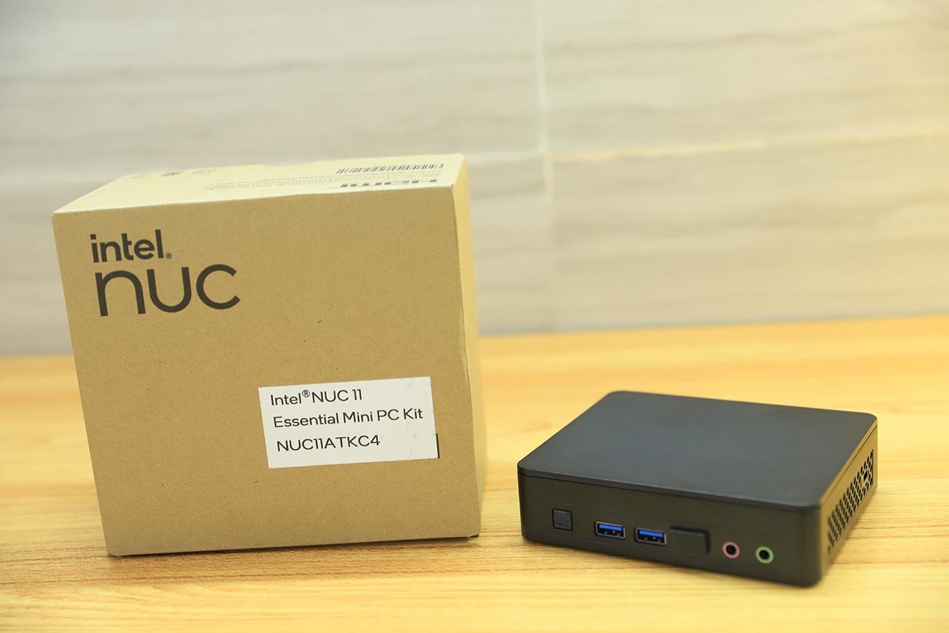 手掌大小的电脑，1000元的四核NUC，intel阿特拉斯峡谷评测__凤凰网